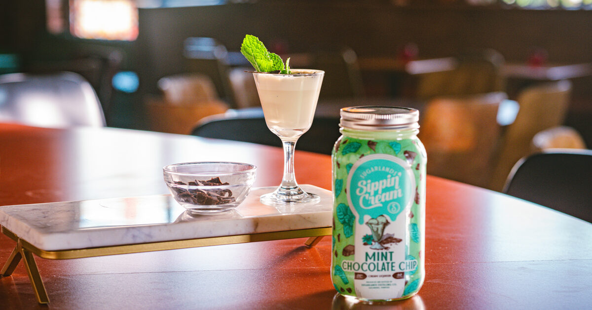 Sugarlands Introduces Mint Chocolate Chip Sippin’ Cream – Craft Spirits ...